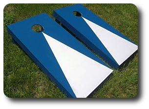 Pyramid Cornhole Set